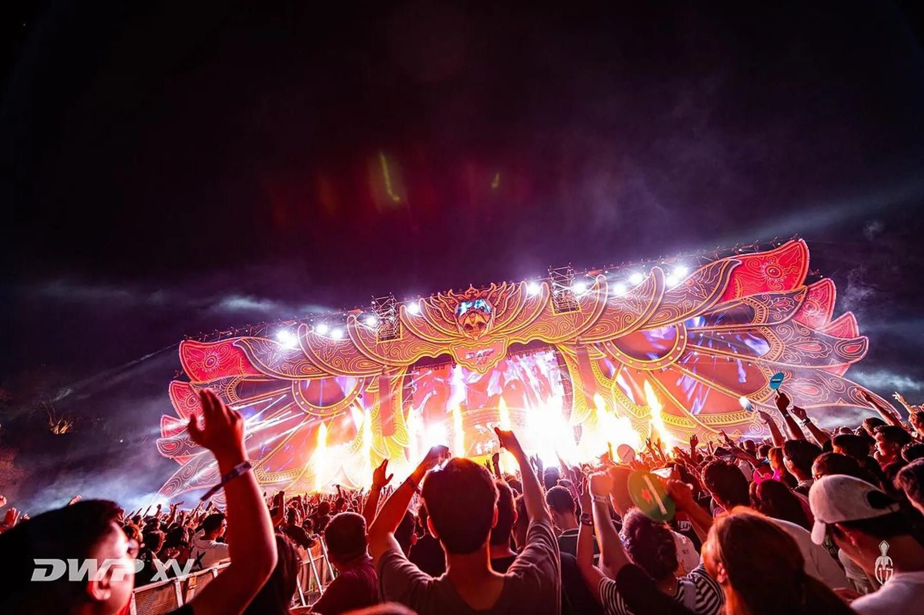 8 Festival Musik Paling Spektakuler di Seluruh Dunia