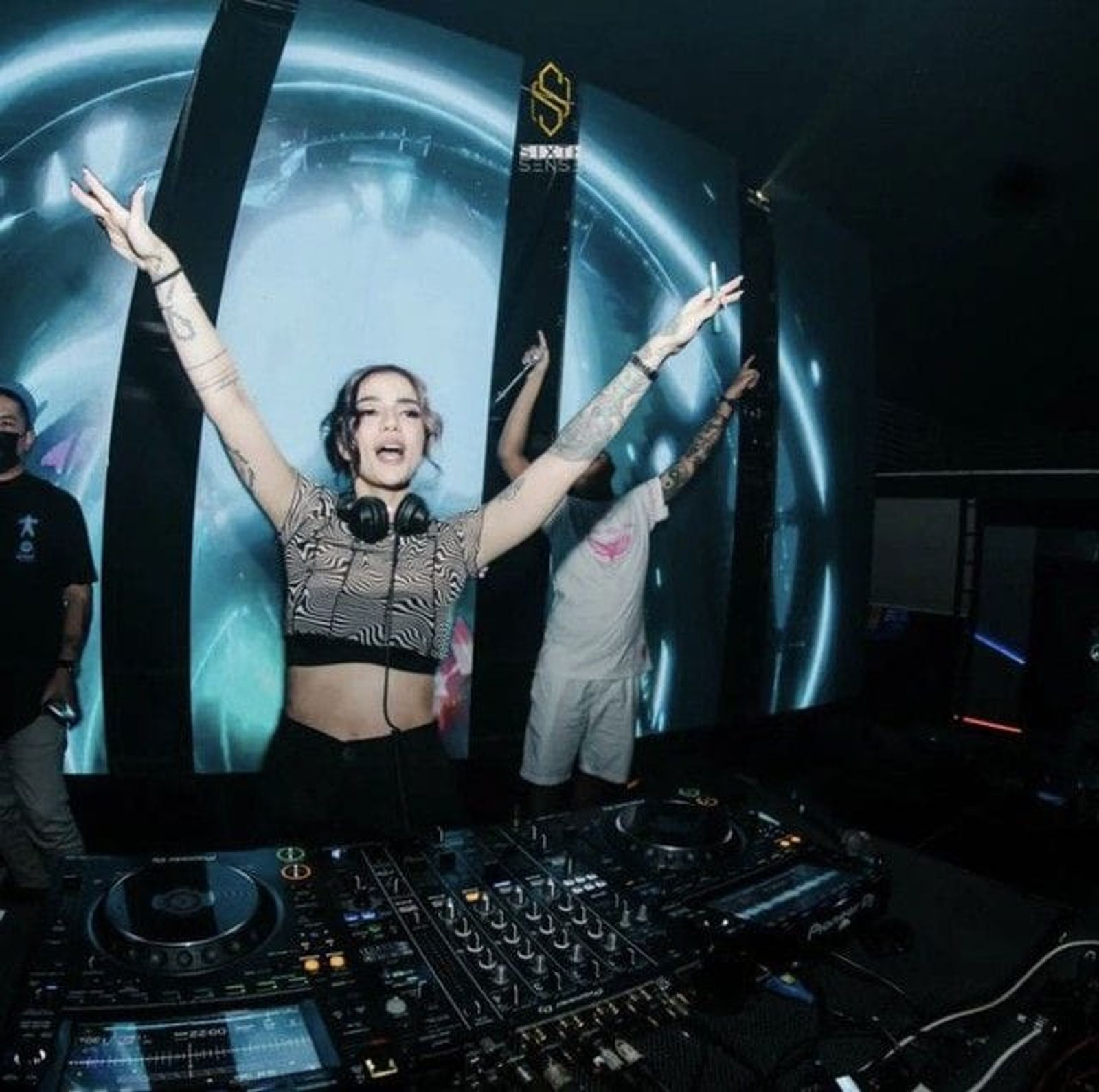 12 DJ Wanita Indonesia yang Wajib Lo Tonton