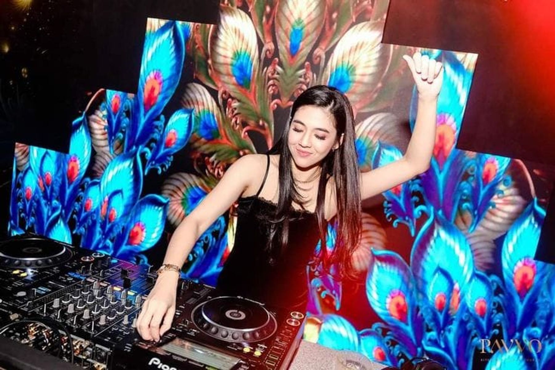 12 DJ Wanita Indonesia yang Wajib Lo Tonton